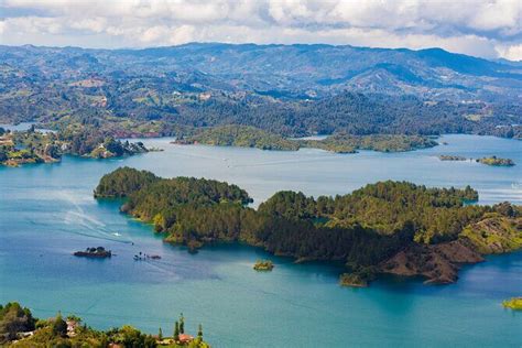 Full Day Small Group Guatapé Experience