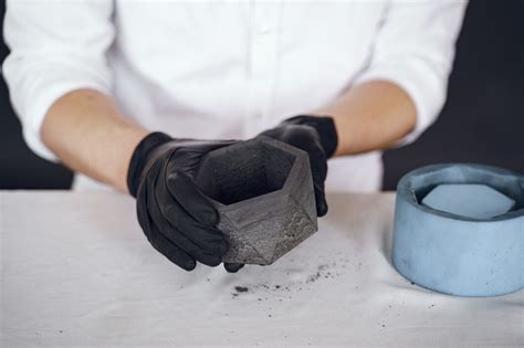 Key Benefits Of Flake Graphite Powder In Manufacturing Processes