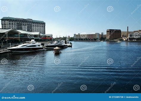Tiki Boat Floating Tiki Bar In Downtown Tampa Editorial Image