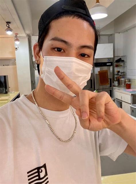 ปักพินโดย Mark Tuan ใน Jay B🌴 แฟน ศิลปิน