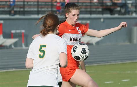 Alexis Winkey Is On A Tear Heres How The Ames Forward Lights Up The