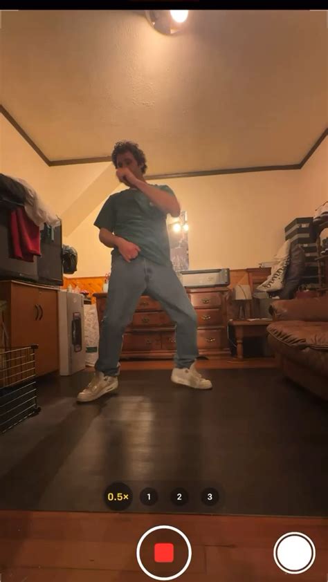 My Sciatic Nerve Is Fuckin Killing Me But I Dont Even Feel It When Im Dancing R Dancing