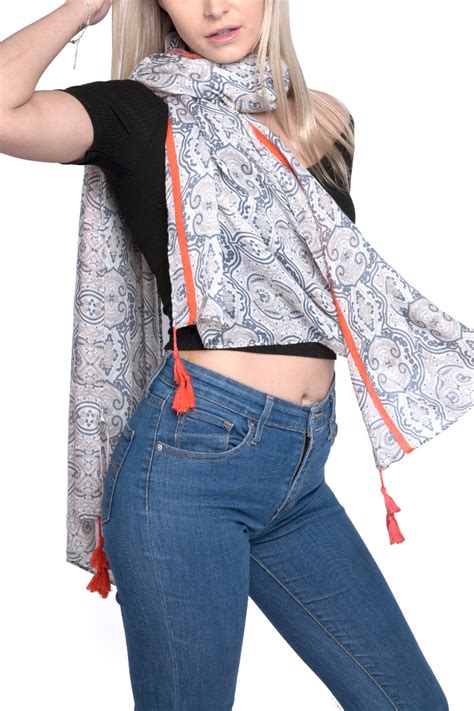 Paisley Tassel Scarf Grey