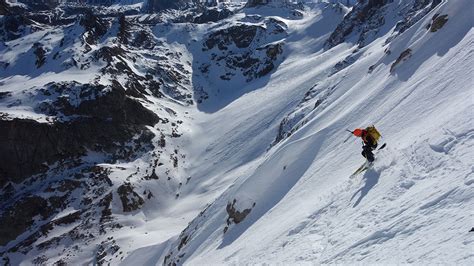 Nicolas Jean Benjamin Védrines Et Olivier Reynaud Ouvrent Une Ligne En Ubaye