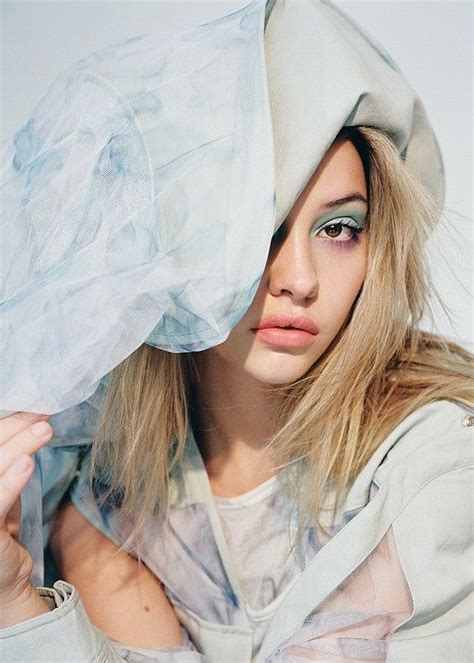 Madelyn Cline Photoshoot Fav Celebs Celebrities Actors