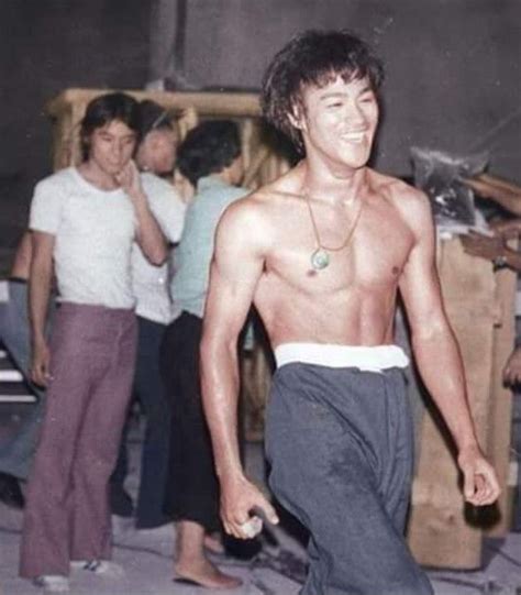 Pin By Byron Yap On People I Admire Bruce Lee Photos Bruce Lee Blue Lee
