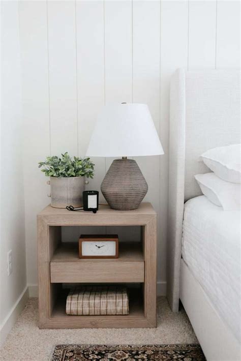 Bedside Table Decor Ideas You Can Easily Recreate