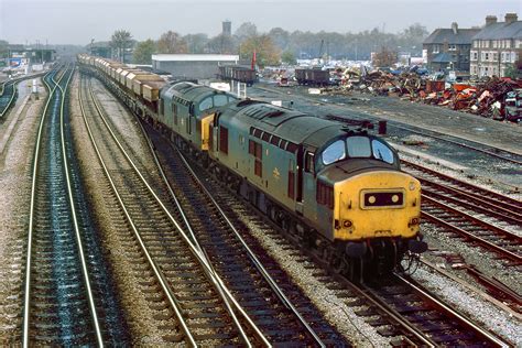 37300 And 37278 Oxford 29 October 1982