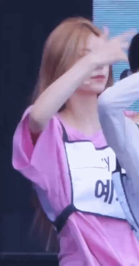 Yeji Nipslip Kpop Nsfw