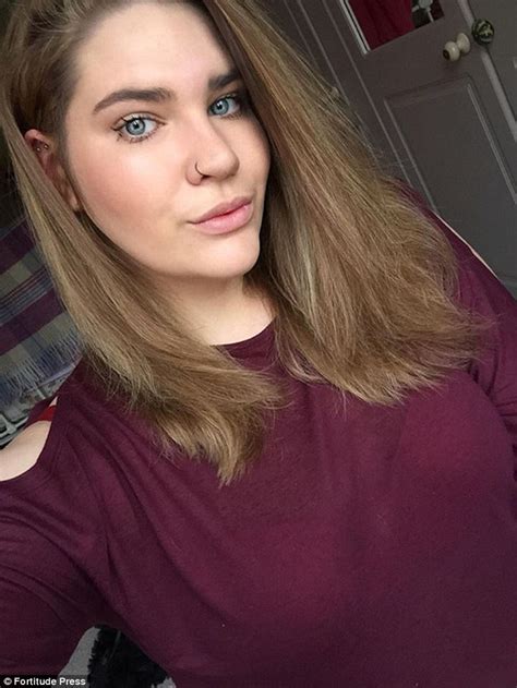 Teen Hits Out Over Size 18 Jeans Smaller Than Size 14 Pair Daily Mail