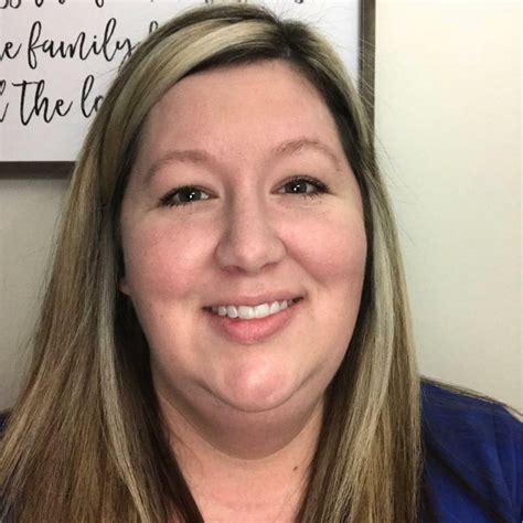 Danielle Cagle Enrollment Specialist Bluecross Blueshield Of