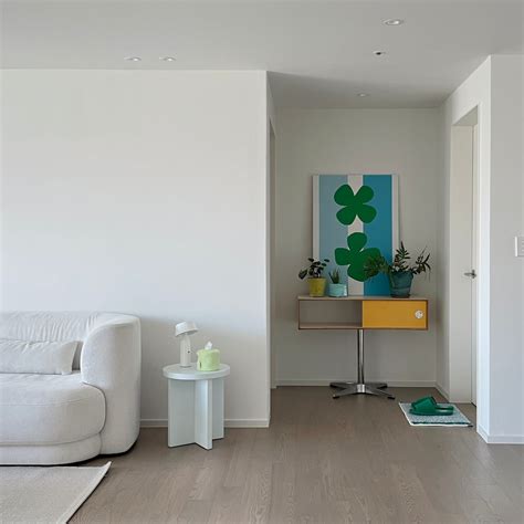 무몰딩을 반셀프로 인테리어 디자이너의 신혼집 라이프스타일 슈퍼앱 오늘의집