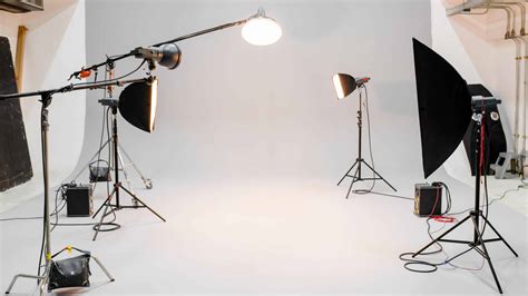 A Guide To Light Modifiers Learn Photography By Zoner Studio
