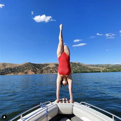 Snowboarder Brenna Huckaby In Workout Gear Rides An E Bike