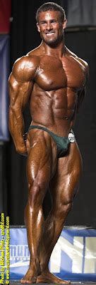 Bodybuilder Bulge Posing Trunks Vpl Not A Huge Bulge But Sweet