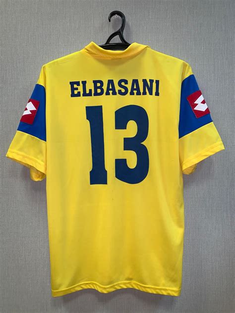 Elbasani 2005 06 Seragam Kandang