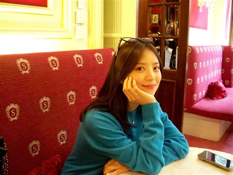 김지영 광고 깔끔하게 입은 날도 드레스업한 날도 포인트는 주얼리로 💍 데일리부터 특별한 자리까지 스타일에 자연스럽게 녹아드는 스와로브스키 크리스털 펄 주얼리로