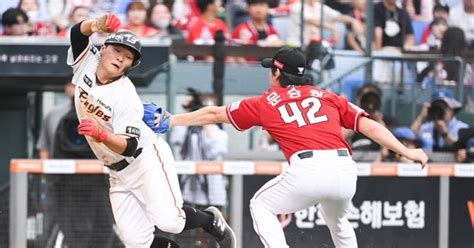 사진 문승원김태연 어딜 도망가