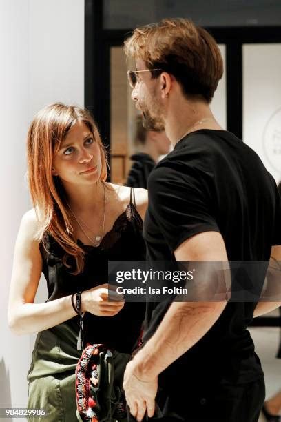 David Viii Photos And Premium High Res Pictures Getty Images