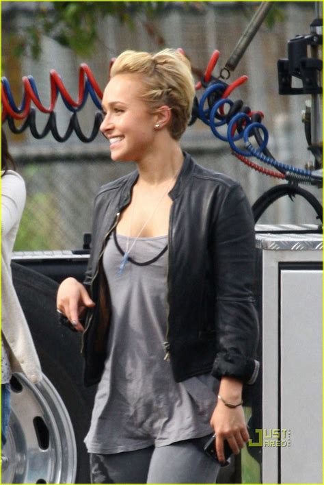 Hayden Panettiere Having A Blast With Scream 4 Photo 2467927