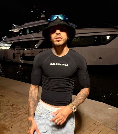 Rauw Alejandro Outfits Man Crush Everyday Celeb Inspo