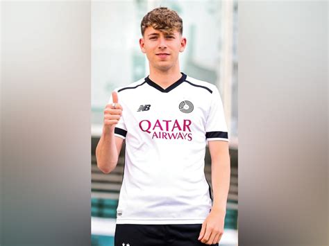Al Sadd Sign Spanish Prodigy Pau Prim The Peninsula Qatar