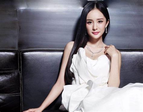 杨幂养小鬼事件 女儿小糯米被人造谣 达人家族