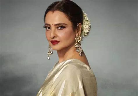 Wondering How Rekha Keeps Her Skin Glowing Actress Finally Reveals