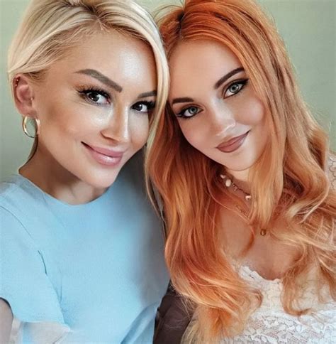 Се сврши со кошаркар кул стил Новинарката Александра Спировска на промоција кај ќерката од