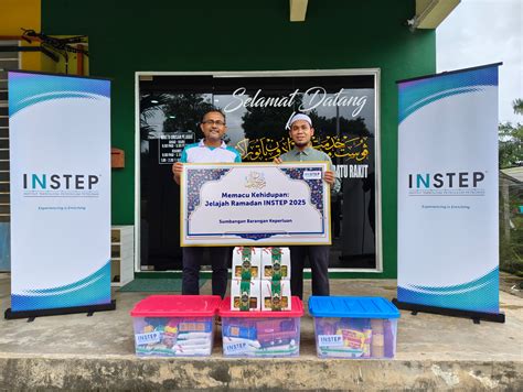Instep Agih Bakul Makanan Kepada 80 Keluarga Asnaf Batu Rakit Instep