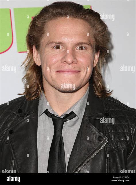 Los Angeles Fan Screening Of The Duff At Tcl Chinese 6 Theatres Red