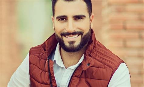 طوني قطان خضع لعملية قلب مفتوح وزوجته تصفه بالبطل Jadeedoha