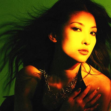 Roxie Li · Artist Profile