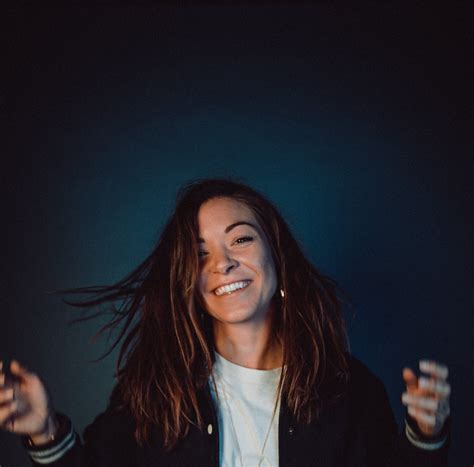 Camille Courcy De La Télé à Youtube La Scam Société Civile Des Auteurs Multimédia