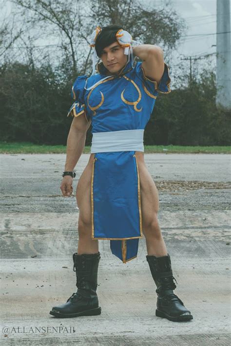 10696886 Chun Li Cosplayer Trades Her Costume Her Workout