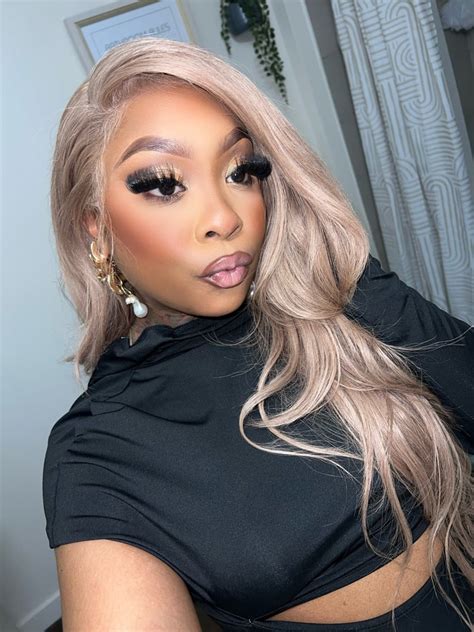 Ash Blonde Barbie Dollface Lyric Beauty