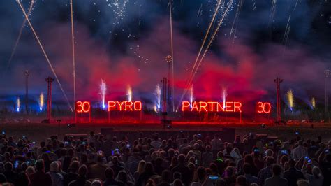 Testbilder 2 3 16 9 Potsdamer Feuerwerk