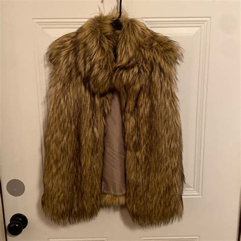 Ci Sono By Cavalini Medium Faux Fur Vest Medium Gem