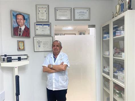 דר מרק רוסנובסקי Мd Рhd קליניקה קרן מרפא