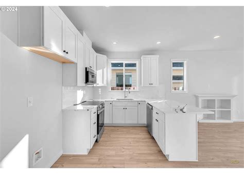 388 Ne 91st Ave Portland Or 97220 Redfin