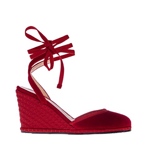 Cherry Laces Wedges