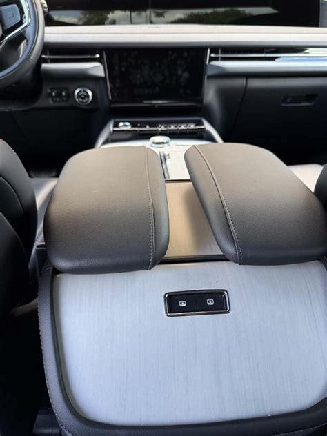 Tu Familia Merece Viajar En Primera Clase Conoce El Lincoln Navigator