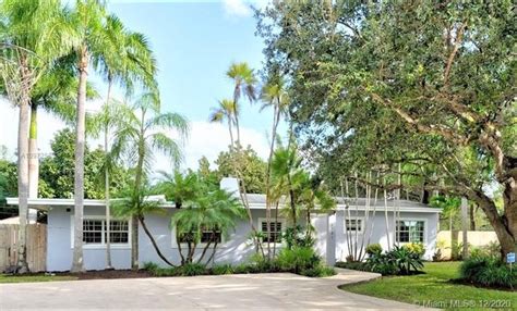 8741 Sw 126th Ter Miami Fl 33176 ®