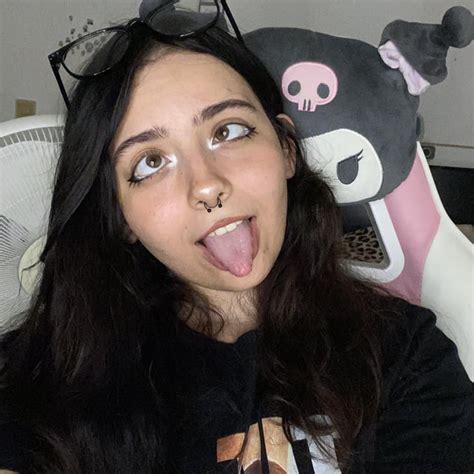 R Realahegao