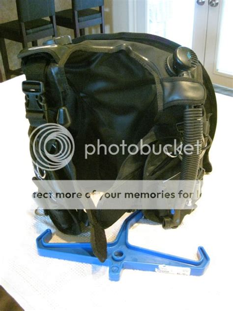 Seaquest Diva Lx Bcd Size Small 145 Shipping Scubaboard