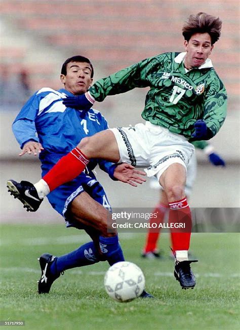 Mexican Forward Daniel Deeke And Defender Carlos Hernandez Of El News Photo Getty Images
