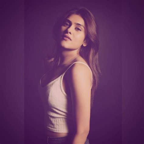 Naira Shah Instagram Happy Holi ️💗💚💙🧡🤎💛💜🤍 Nairashah 2021 White Colours Holi💗 Gethu Cinema