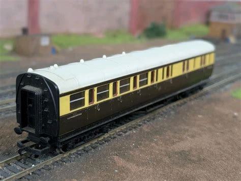 Hornby R430 Oo Gauge Gwr Collett Brake Coach 4913 £15 00 Picclick Uk