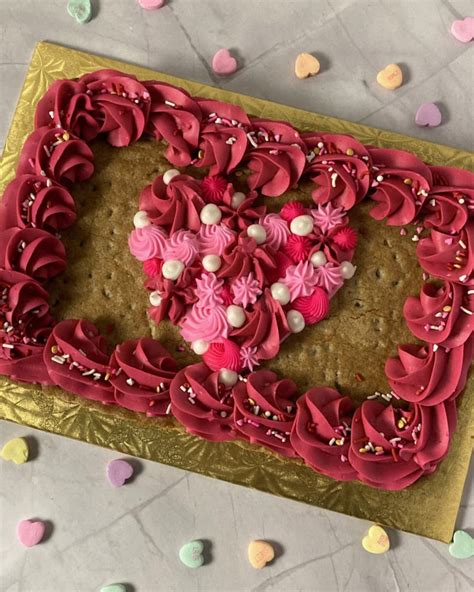 Rosette Heart Cookie Cake Duke Bakery Local Bakery Since 1951