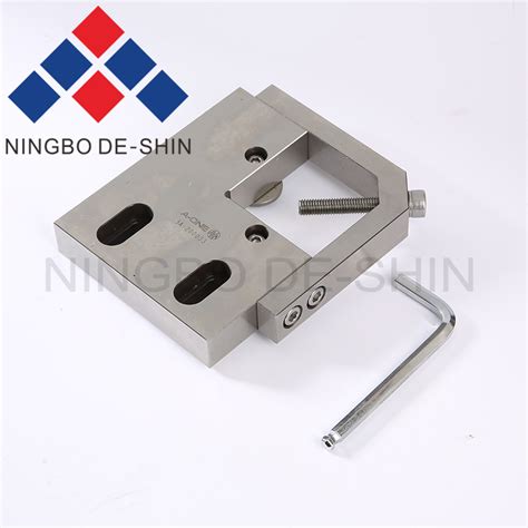 Round Chuck 10 50mm Circular Power Clamp 3a 200033 China Ningbo De